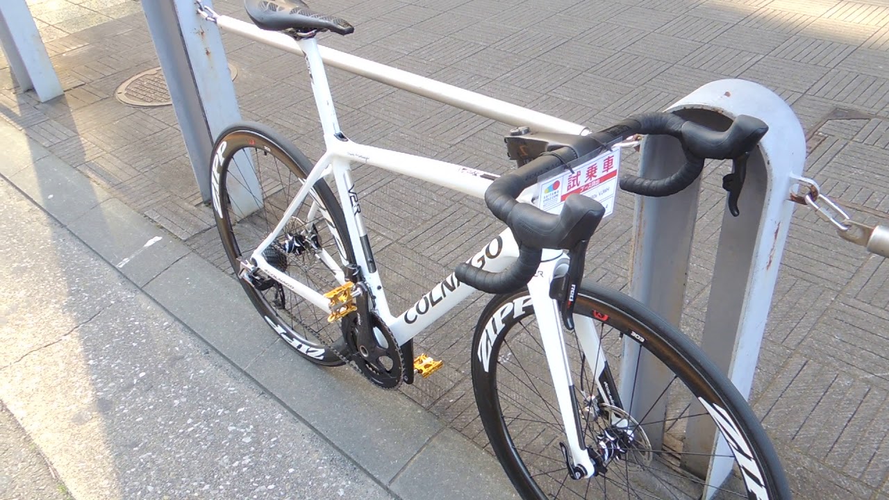 2019 COLNAGO V2-R Disc Sram Red Etap HRD テストモデル 前方 - YouTube