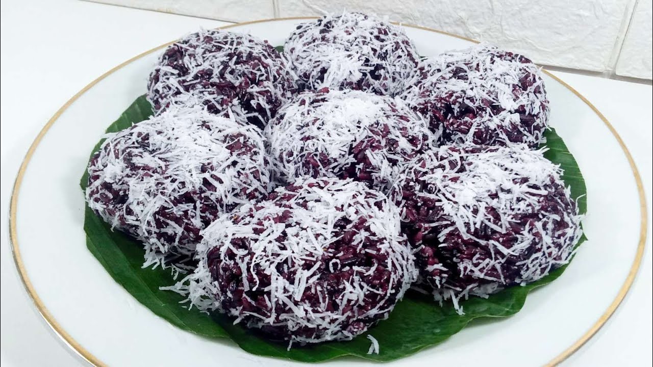 PECINTA JAJANAN TRADISIONAL PASTI SUKA INI !! URAP KETAN HITAM !! - YouTube