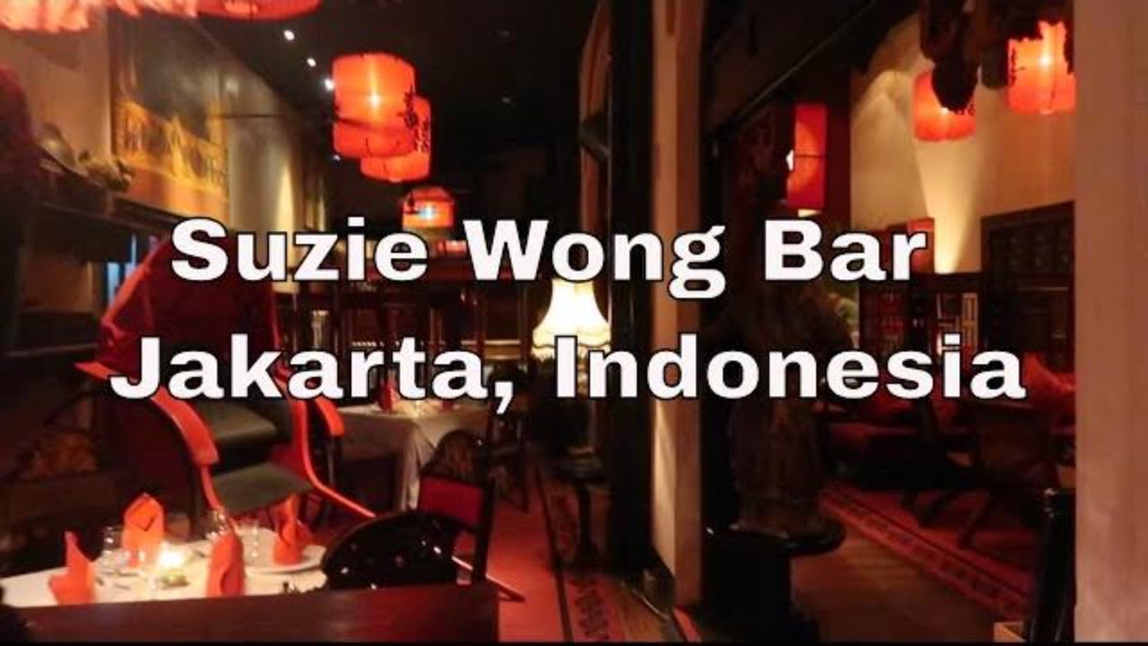 Suzie Wong Bar @ Tugu Kunstring Palaies, Jakarta Indonesia - YouTube