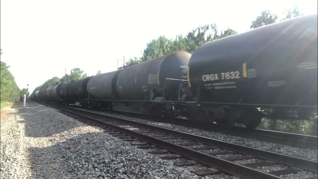 Long CSX M400 NB Manifest Train with mid Train DPU Alright - YouTube