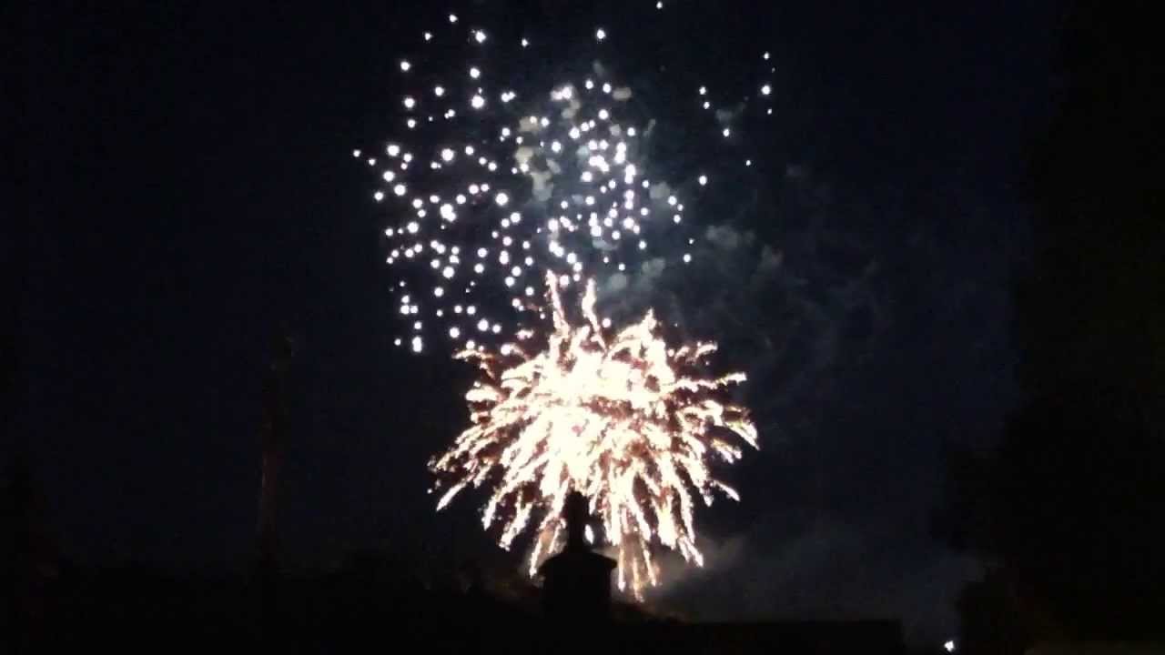 Six Flags Fiesta Texas July 4th Fireworks Show (Clip 1) - YouTube