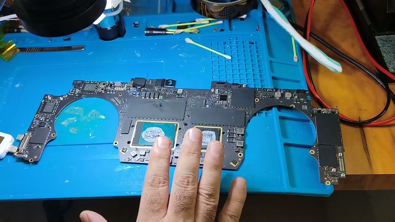 MacBook Pro A1990 No Power Dead Issue Solve By Expert Lapcare - YouTube