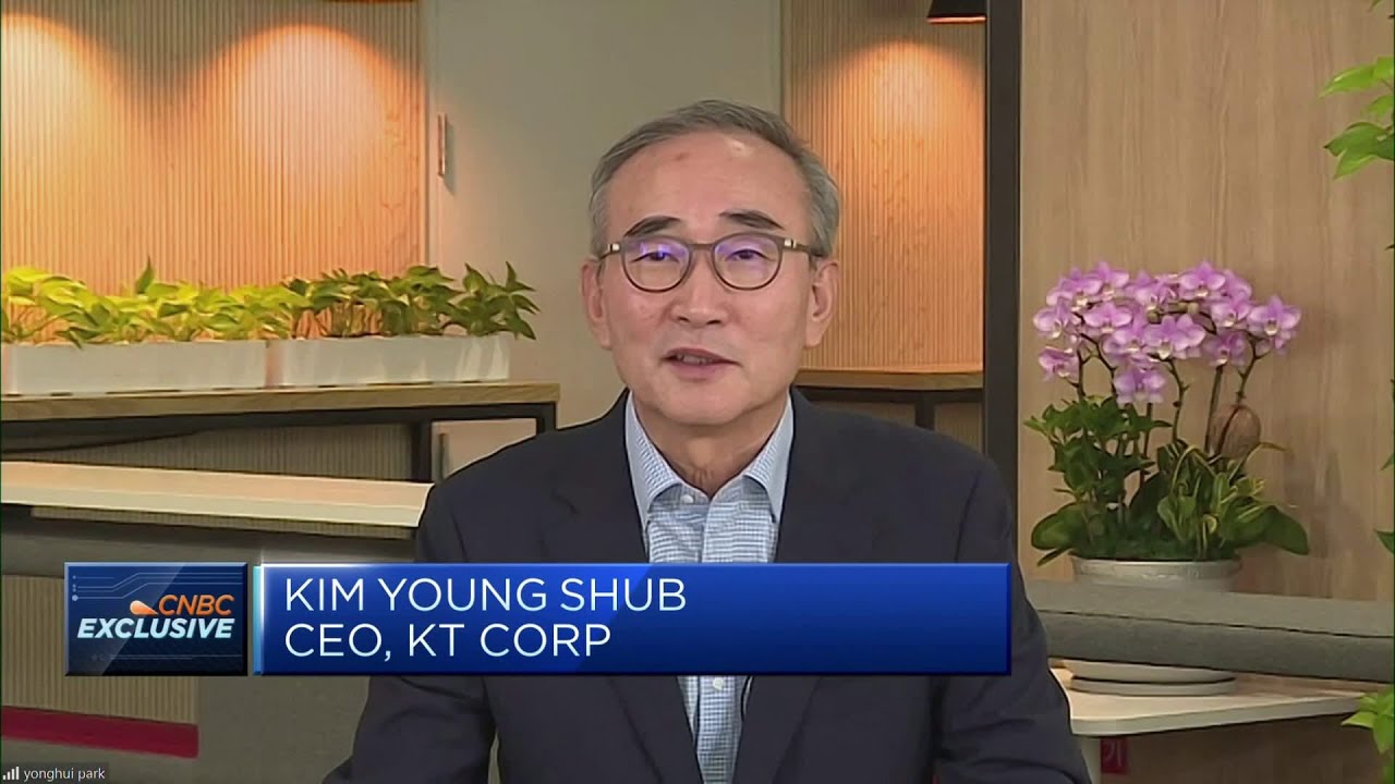 KT's AI model will focus on providing services that customers 'feel good about', says CEO - YouTube