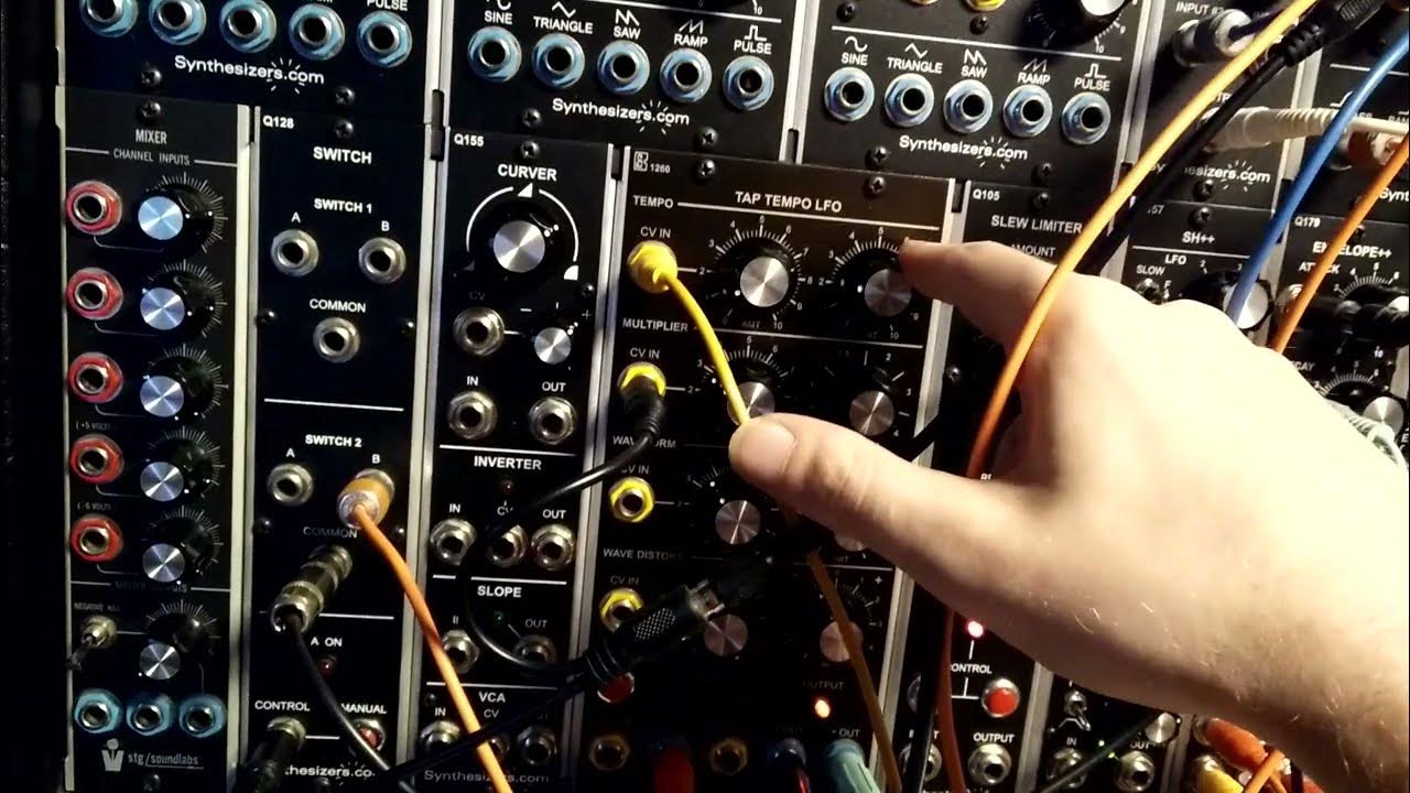 5U Modular Synthesizer Feedback Patch - YouTube