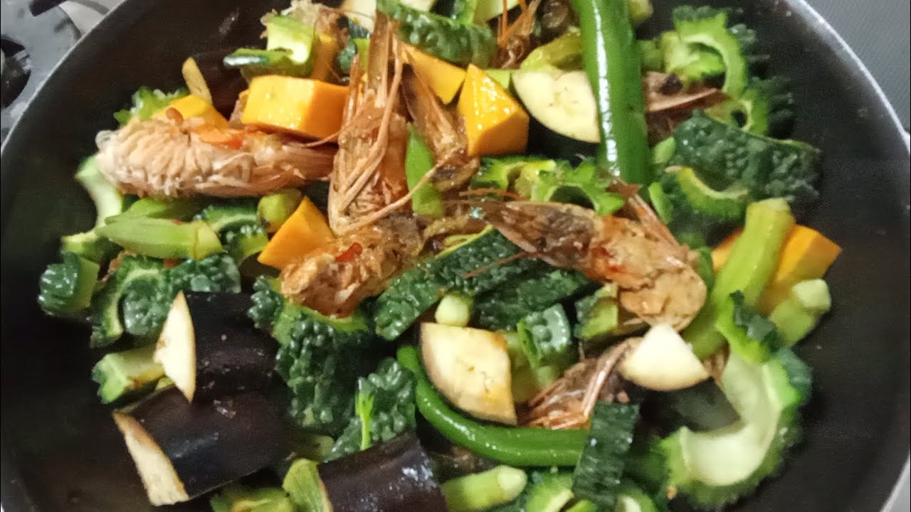 ginisang gulay (bitter curd,squash,lady finger,eggplant,long chilli) na ...