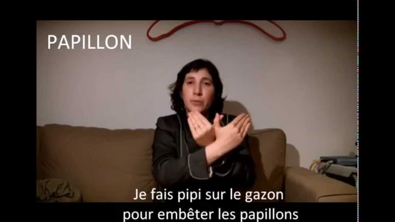 Pipi sur le Gazon avec mots en langue des signes - YouTube