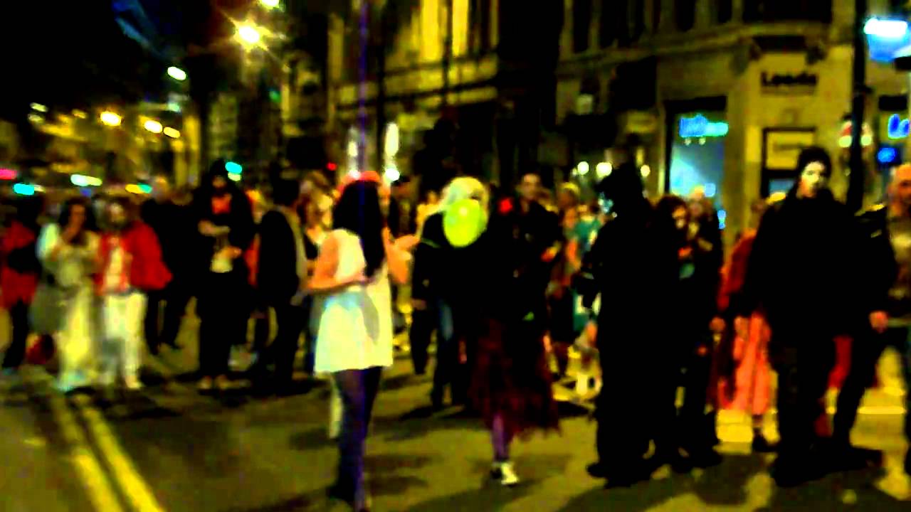 Manchester Halloween Parade 2010 - YouTube