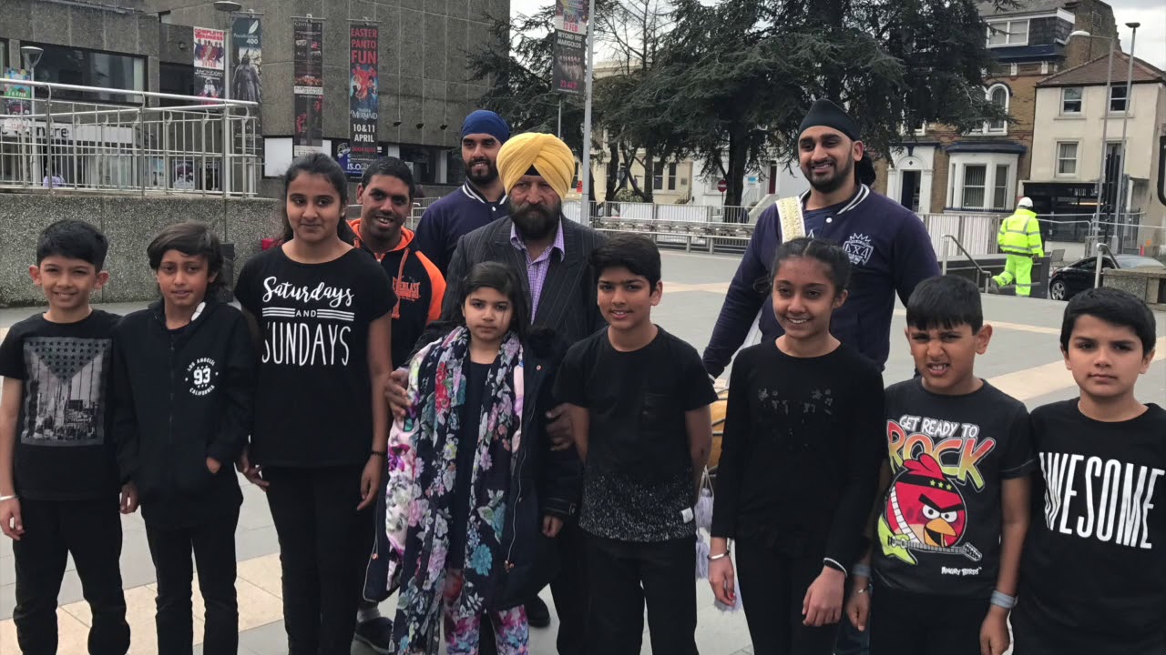 Vote Davinder Singh Bains (Shinde A1) - YouTube