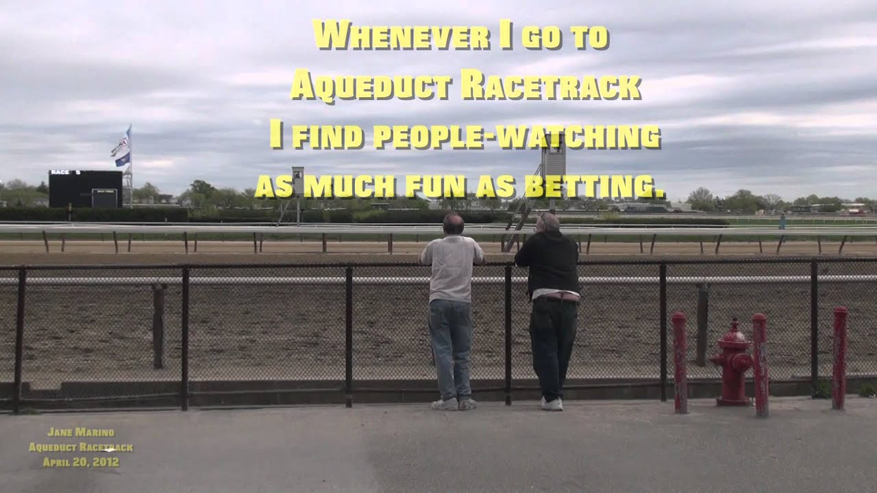 Butt Crack in NYC Epic White Ass! Racetrack crack. - YouTube