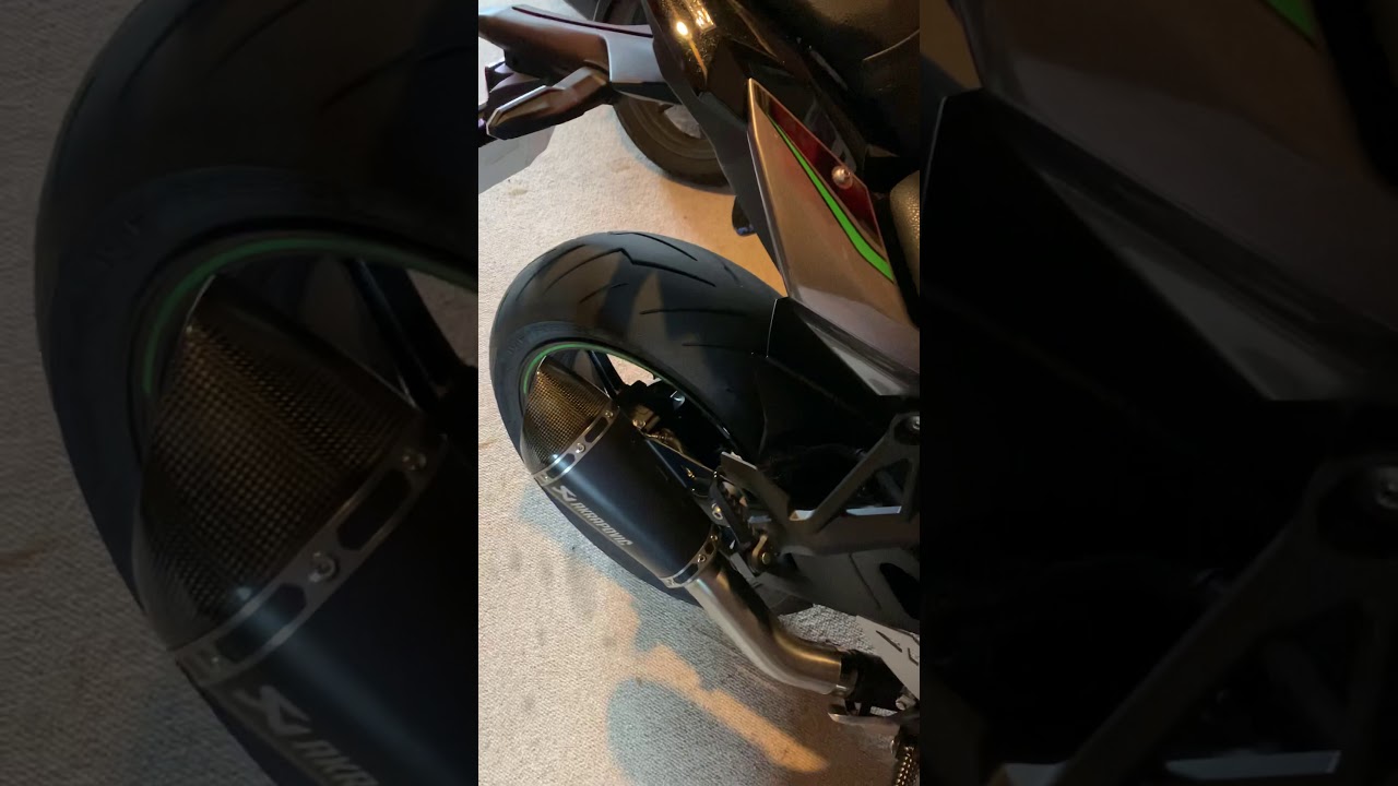 Kawasaki ZH2 Akrapovic exhaust - YouTube