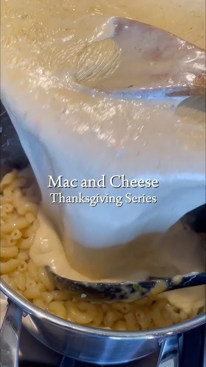 Mac and Cheese debate 🧀🫡 #thanksgiving - YouTube