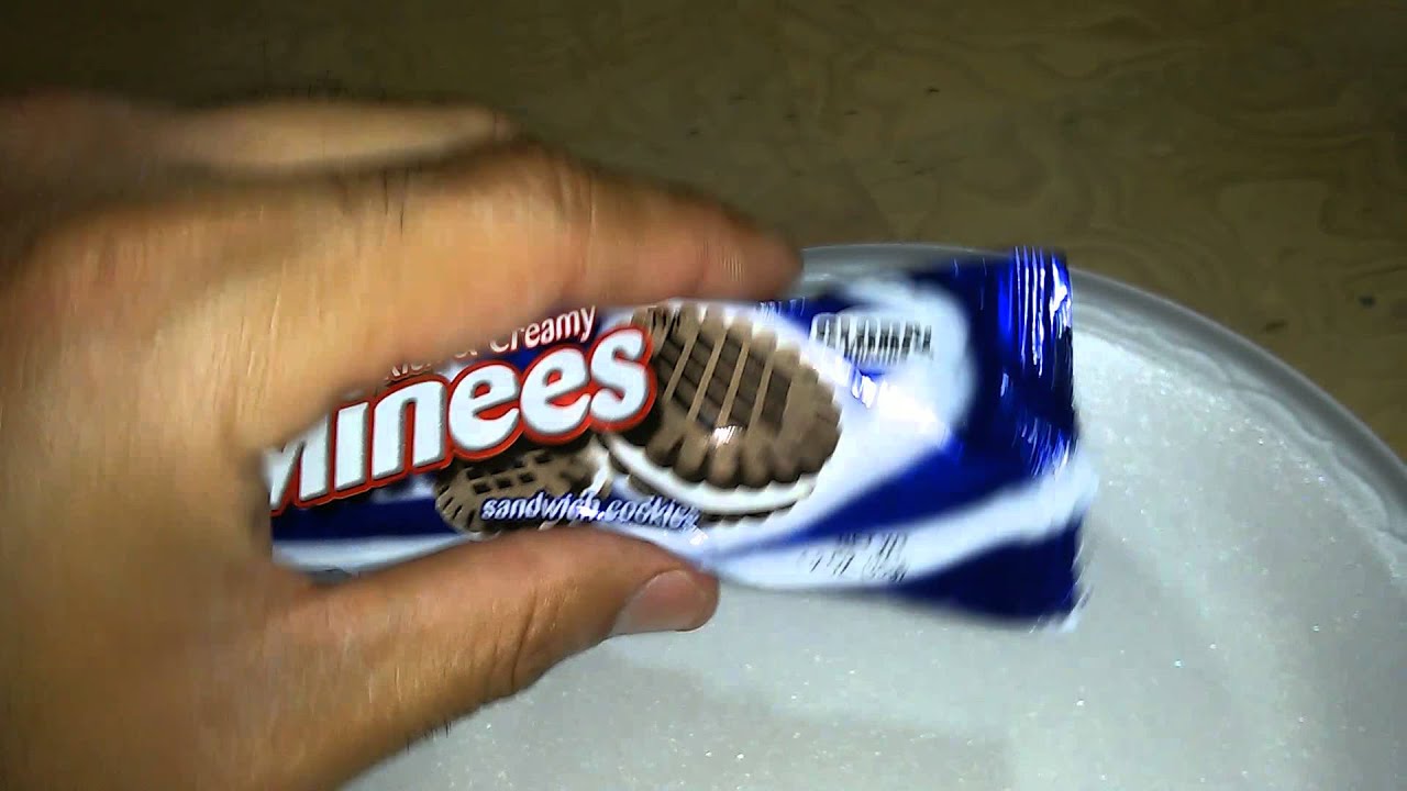 Minees sandwich cookies - YouTube