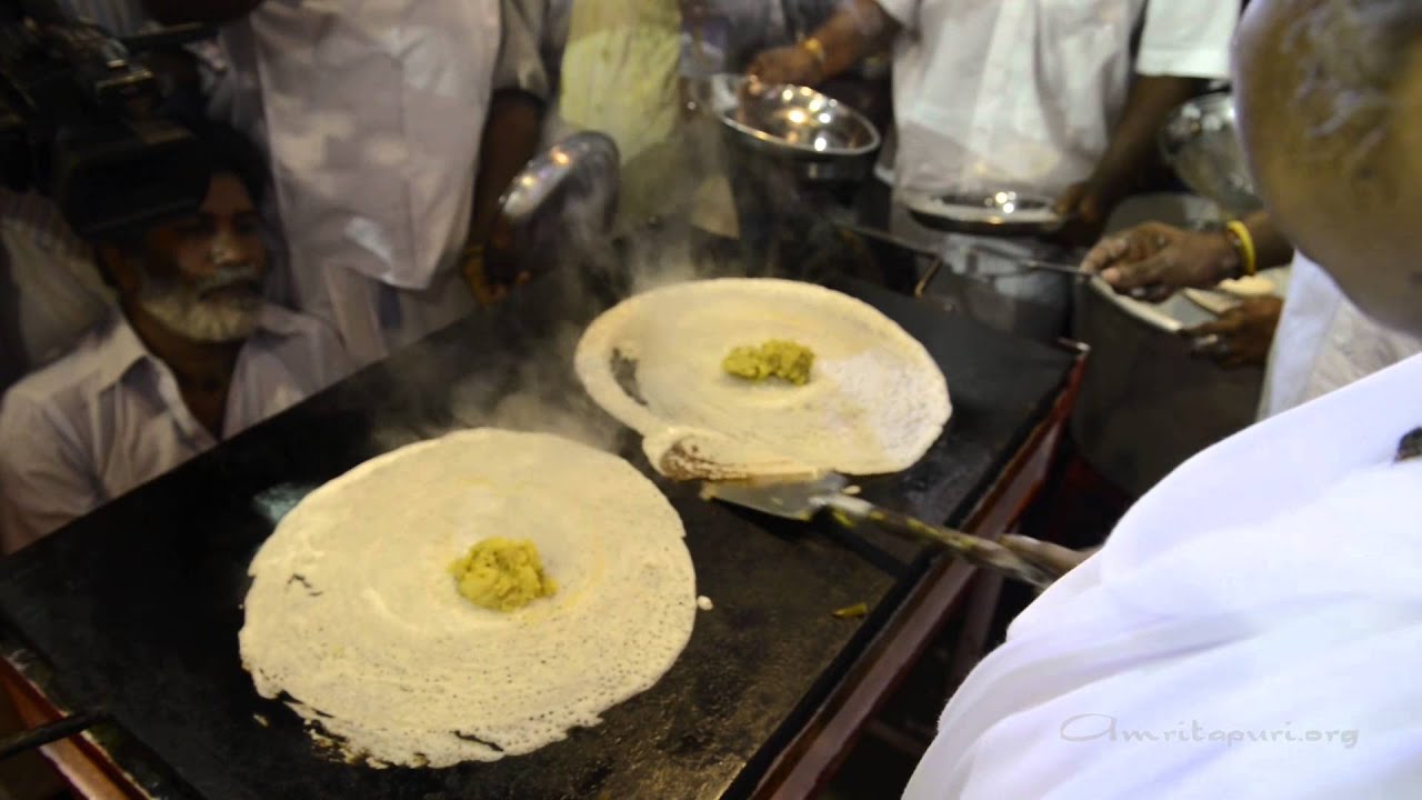 Masala Dosa Festival by Mata Amritanandamayi Devi - YouTube