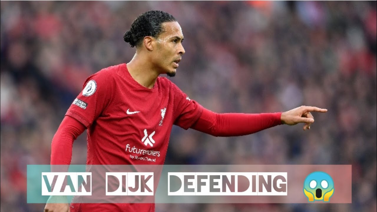 VAN DIJK DEFENDING😱 - YouTube