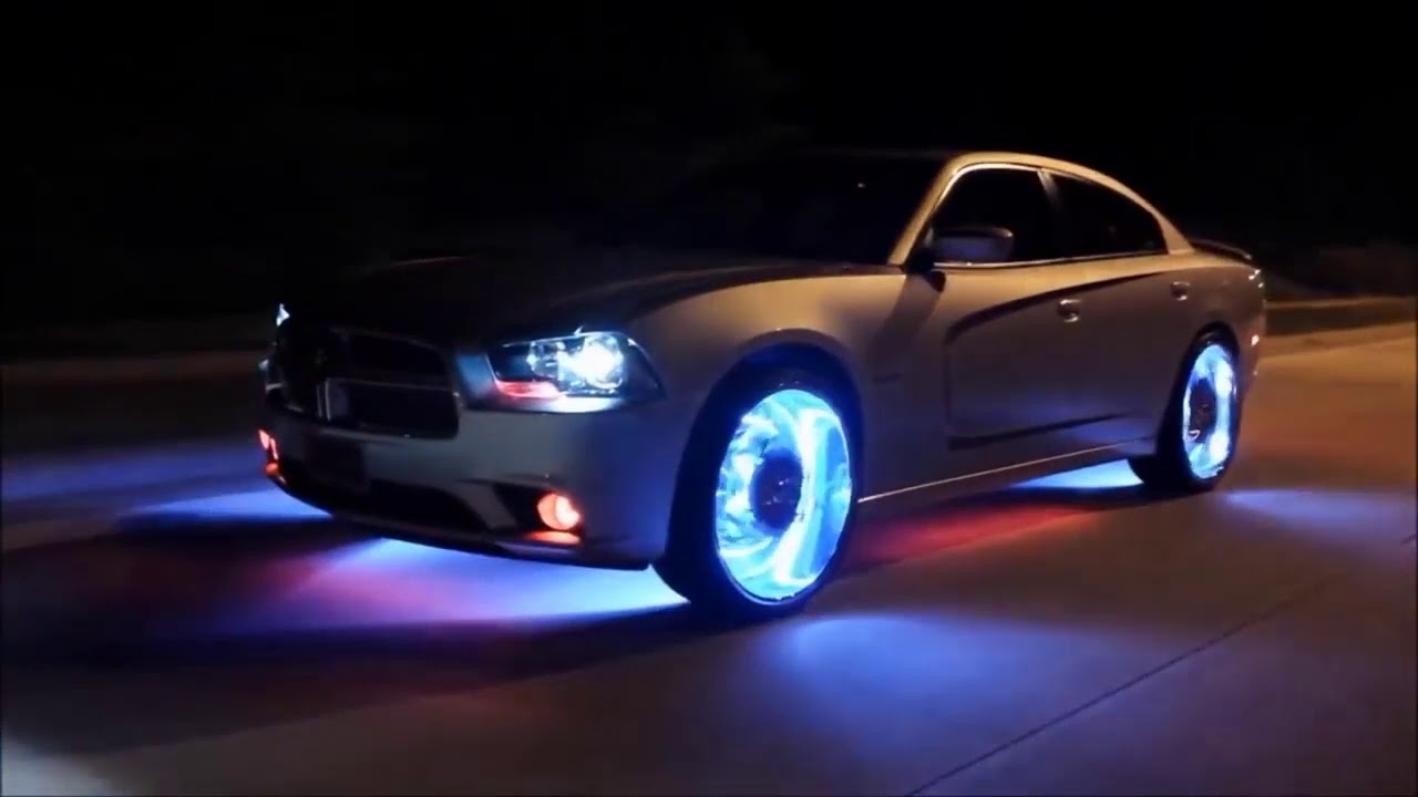 Dream color chasing rim lights - YouTube