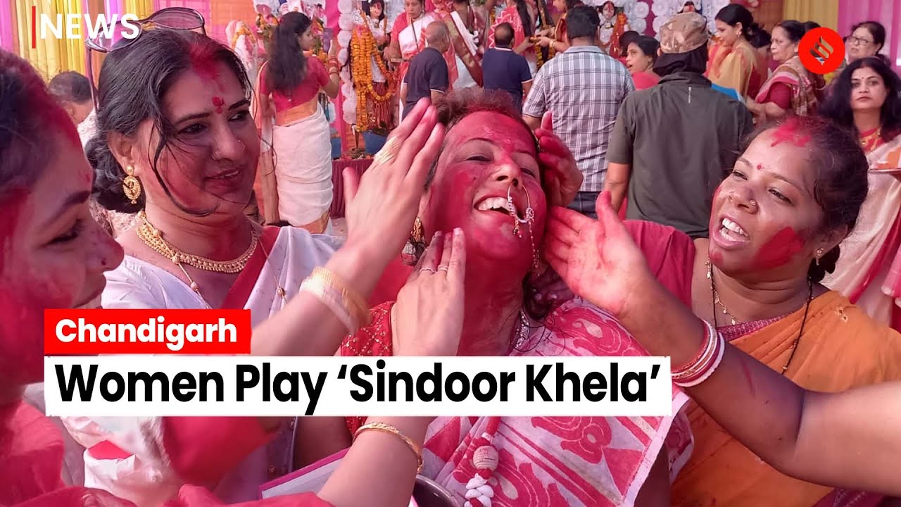 Chandigarh: Women Play ‘Sindoor Khela’ At Banga Bhawan On Last Day Of ...