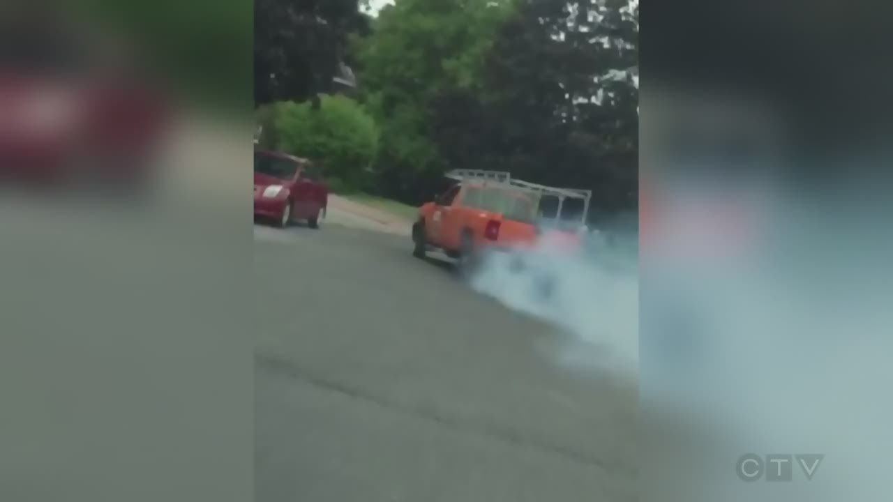 Caught on Camera: Truck pursuit through Ottawa streets - YouTube