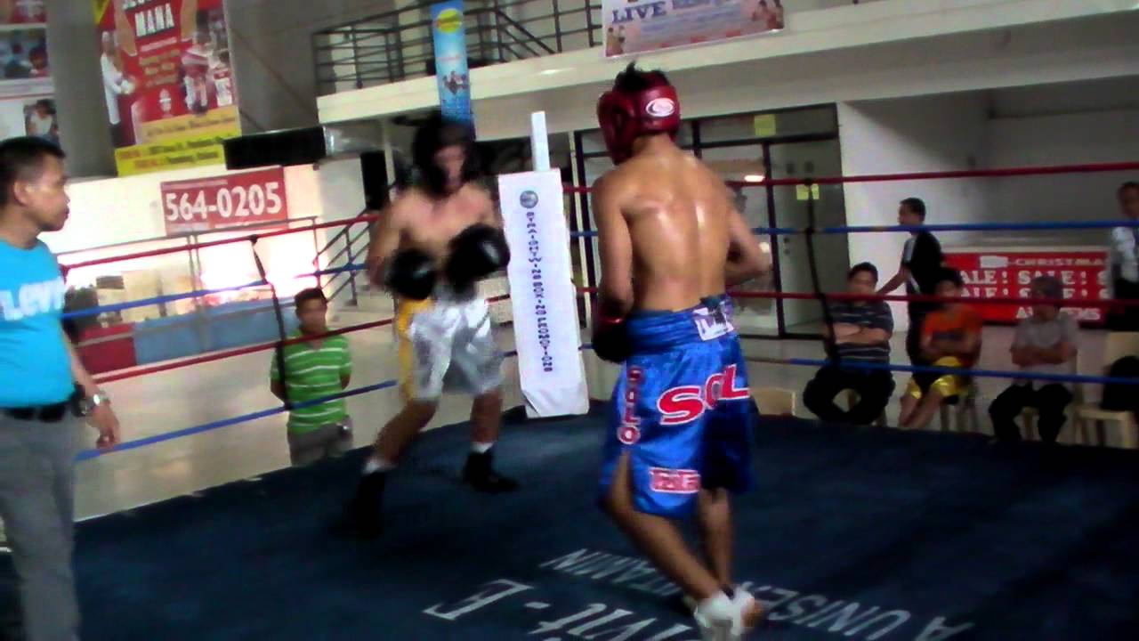 Sparring @D'square Edison Berwela VS Robert Adtohan 1 - YouTube
