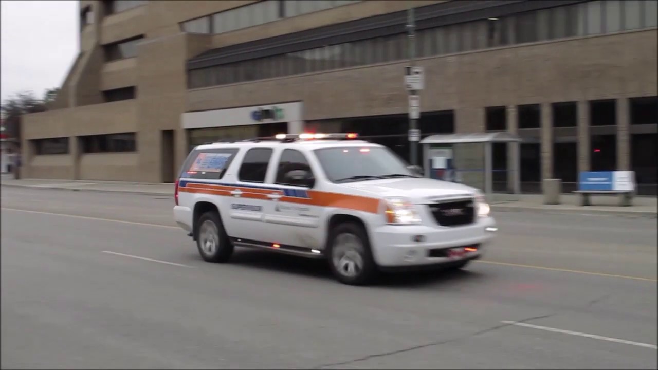 Regina EMS Medic Supervisor Responding - YouTube