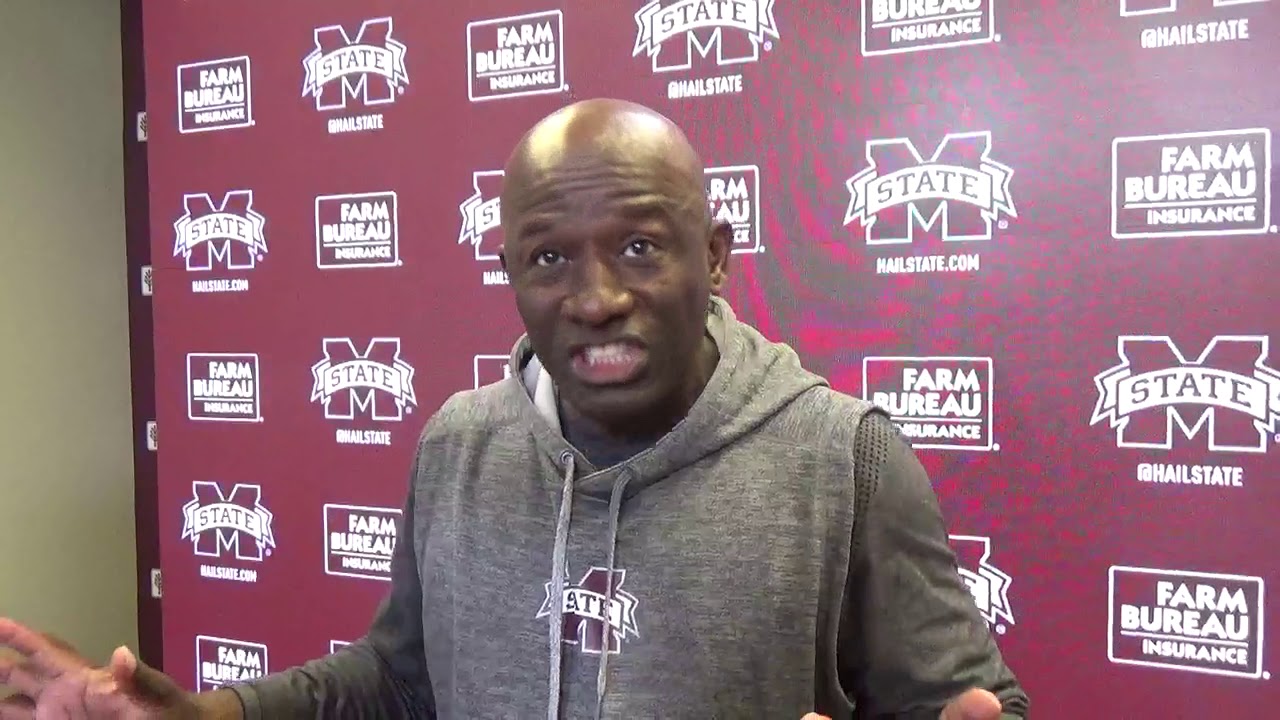 Coach Terrell Buckley talks Bulldog corners - YouTube