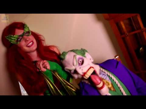 Frozen Elsa vs Anna LOLLIPOP FIGHT! w/ Spiderman Joker Spidergirl Catwoman Poison Ivy! Sup