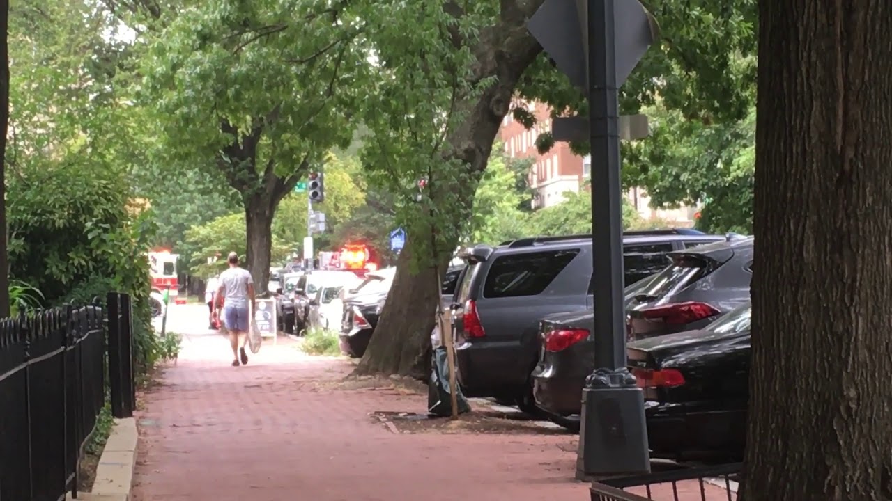 DCFD truck 9 and engine 9 responding - YouTube