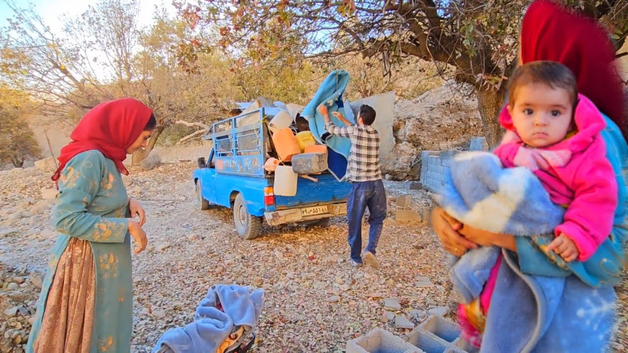 The daily lifestyle of a nomadic family in pristine nature - YouTube