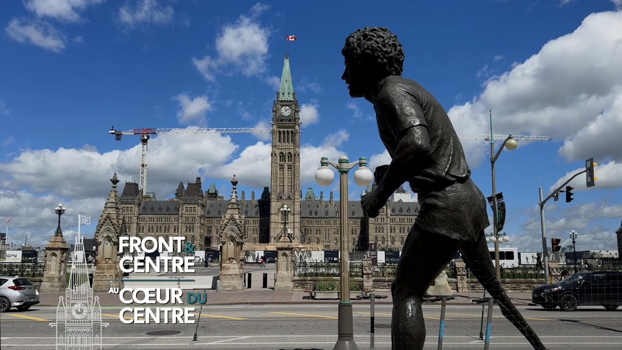 Moving Terry Fox’s sculpture in Ottawa / Déplacement de la sculpture de ...