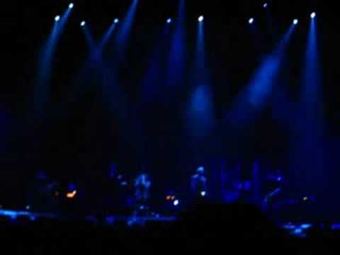 Alanis Morissette - 'Moratorium' - Radio City NYC 9/26/08 - YouTube