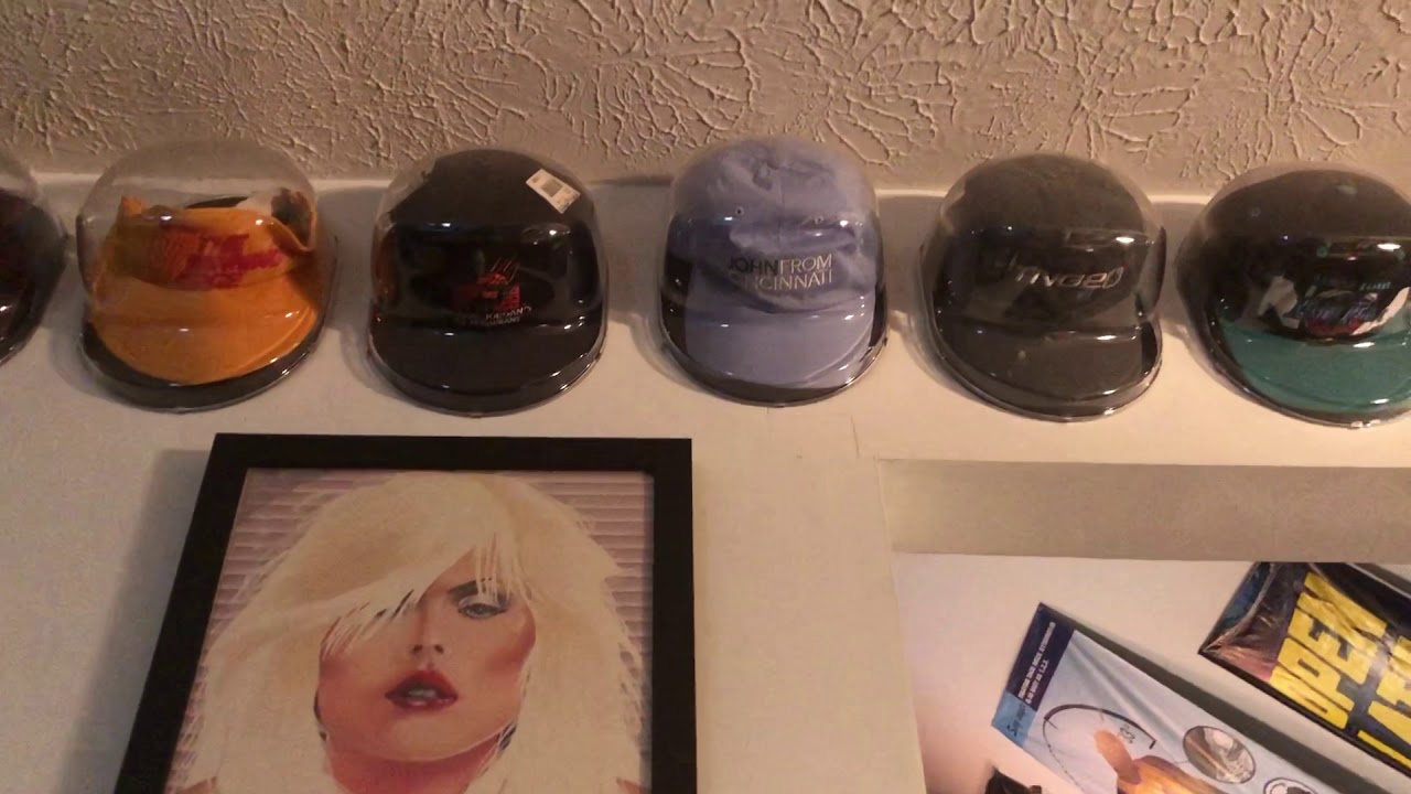 A Curiosity Inc unboxing video part 1 - YouTube