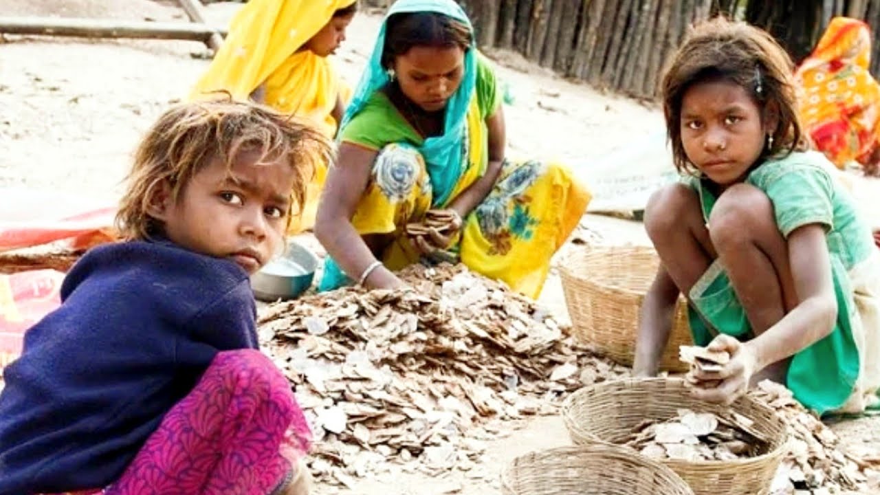 Helping poor children || Helping Indian poor people || Today helping child 🙏♥️ - YouTube