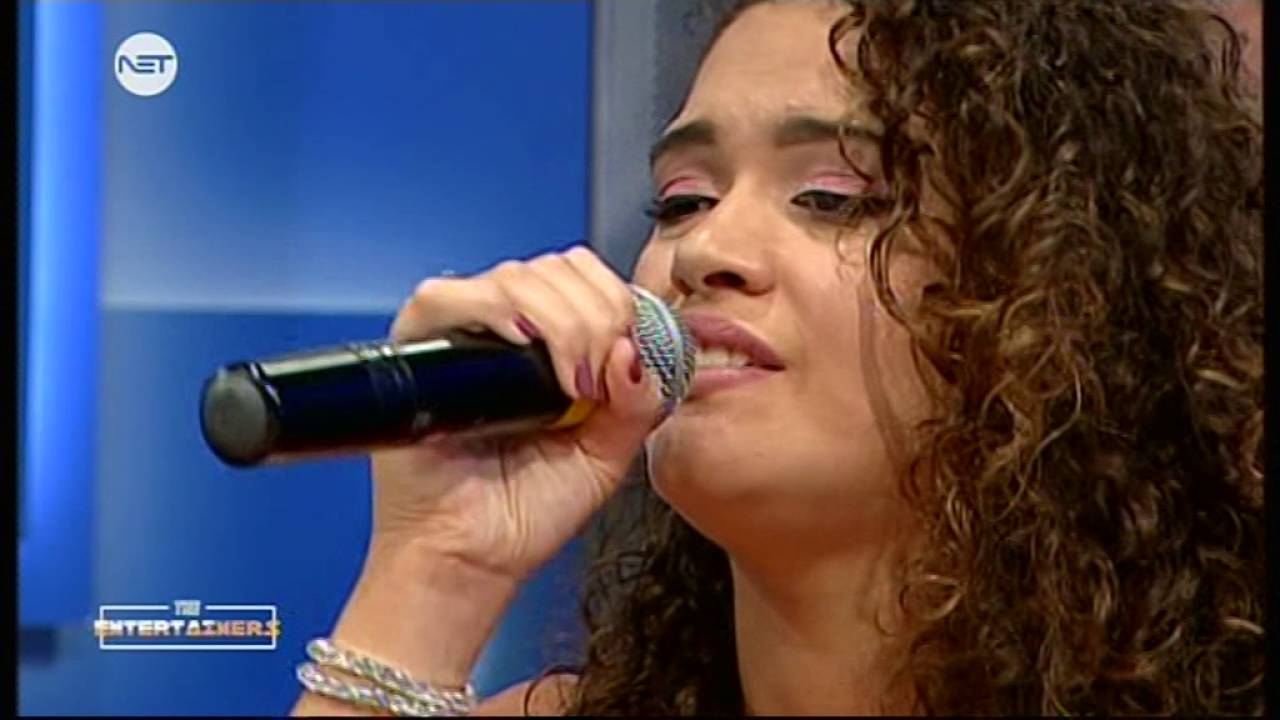 Michela Galea - Fejn Marru T-Tfal? on The Entertainers - YouTube