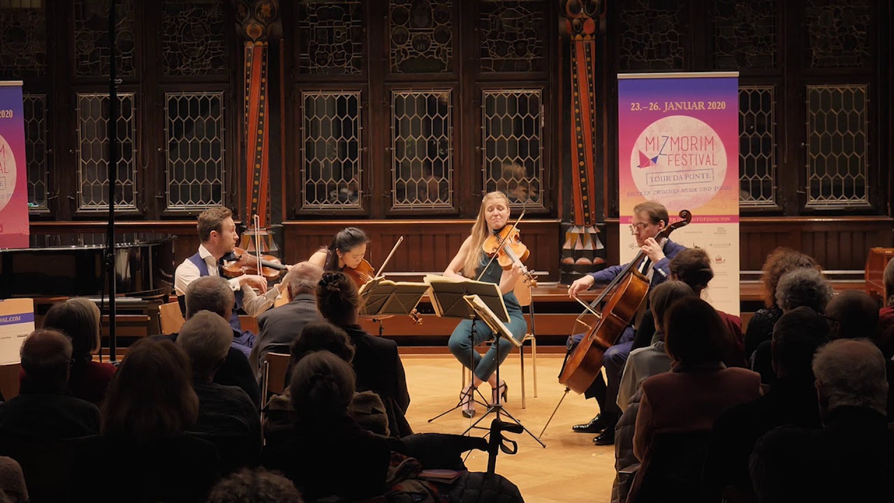 Mozart - String Quartet K. 575, II.Andante | Doric String Quartet - YouTube