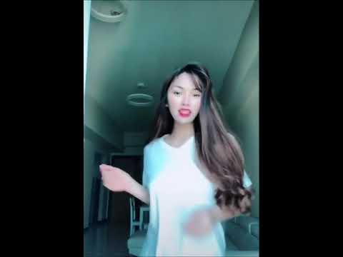 No bra challenge World Idol