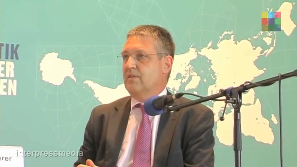 Diskussionsveranstaltung mit Staatssekretär Dr. Markus Ederer - YouTube