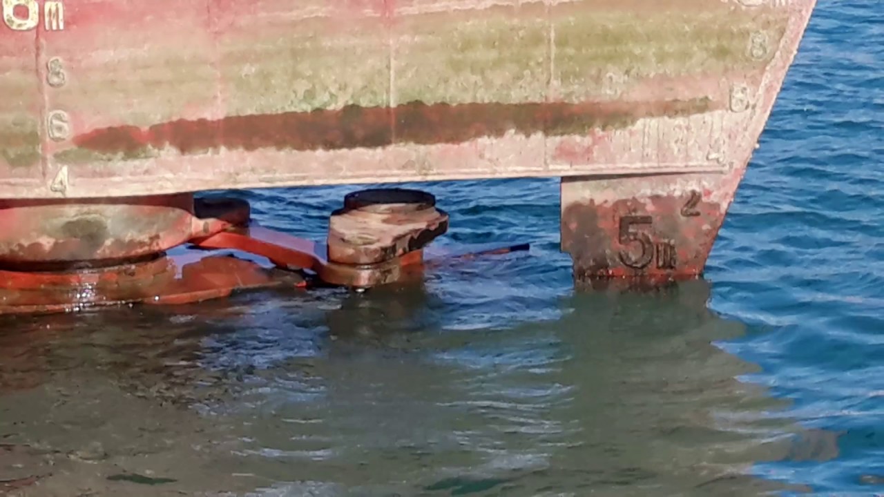 Becker rudder - YouTube