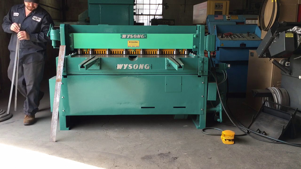 Wysong Shear Model 1452 Capacity 52" x 14 Ga With Back Gauge - YouTube