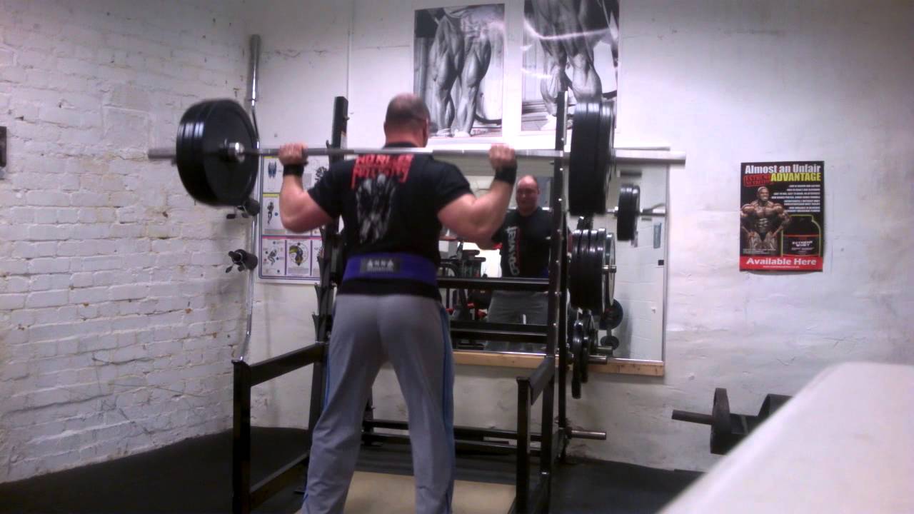 Strongman shoulder press 140kg - YouTube