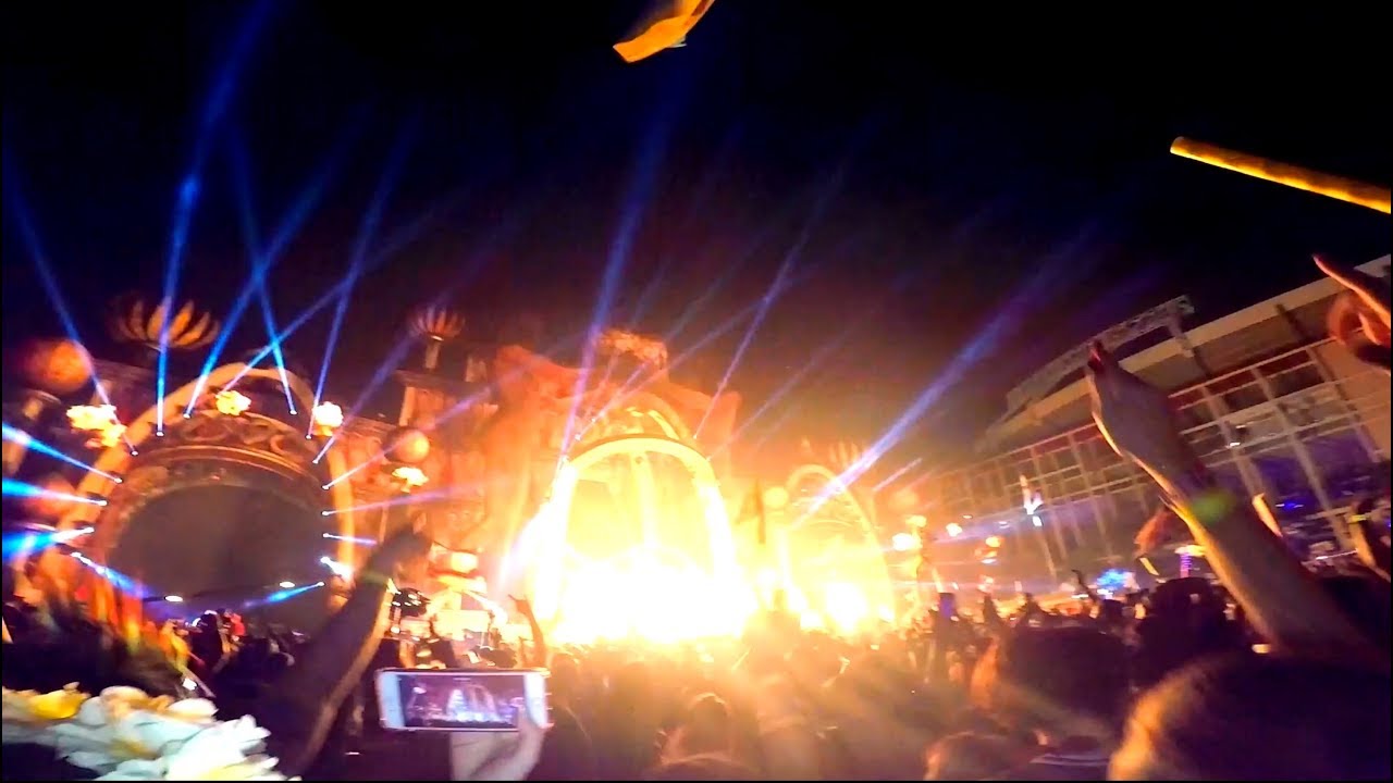 Igor Garnier & DJ Takoma - He's No Good (Official Music Video) - YouTube