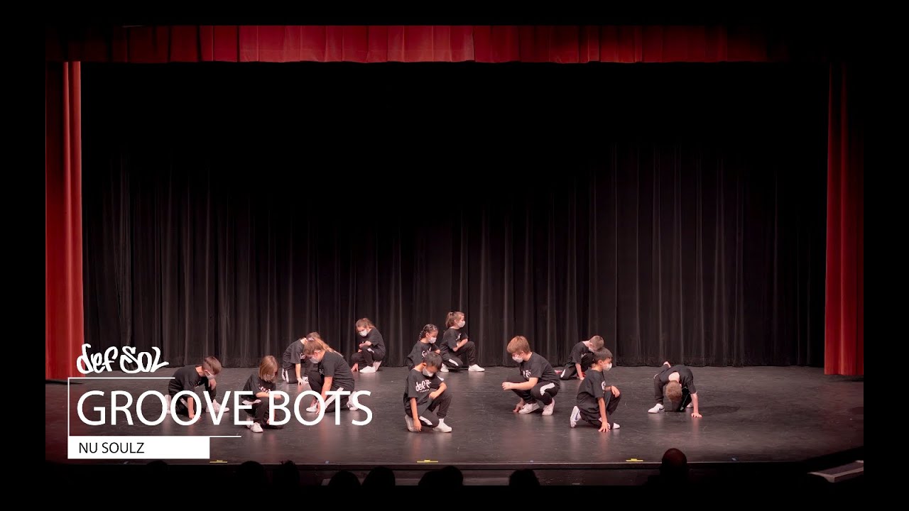 "GROOVE BOTS"- NU SOULZ | 2021 XMAS SHOWCASE - YouTube