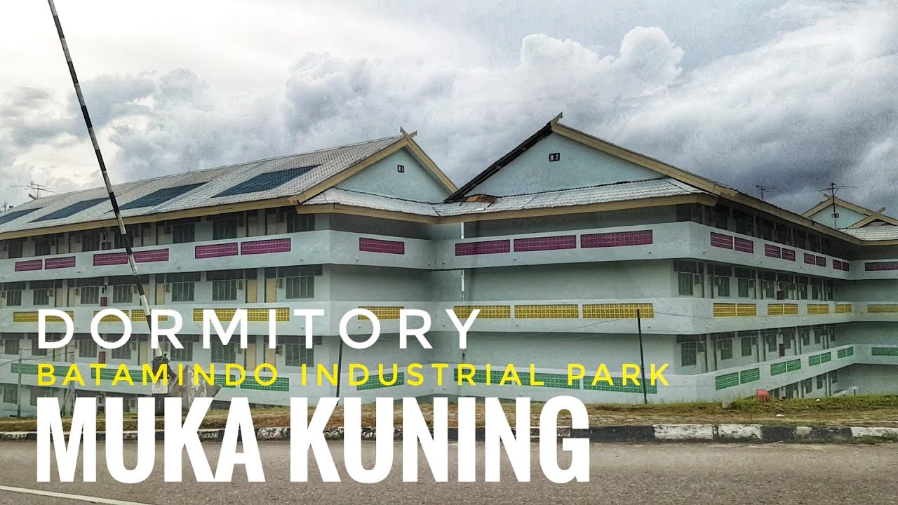 SUASANA MINGGU SORE DI DORMITORY BLOK P Q DAN R MUKA KUNING BATAMINDO ...