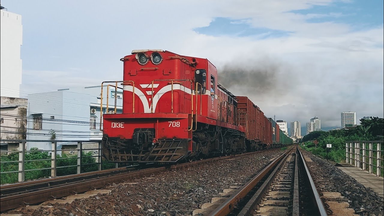 D13E-708 kéo tàu SH44 qua đường đôi Nha Trang (15:44 | 13 - 11 - 2022 ...