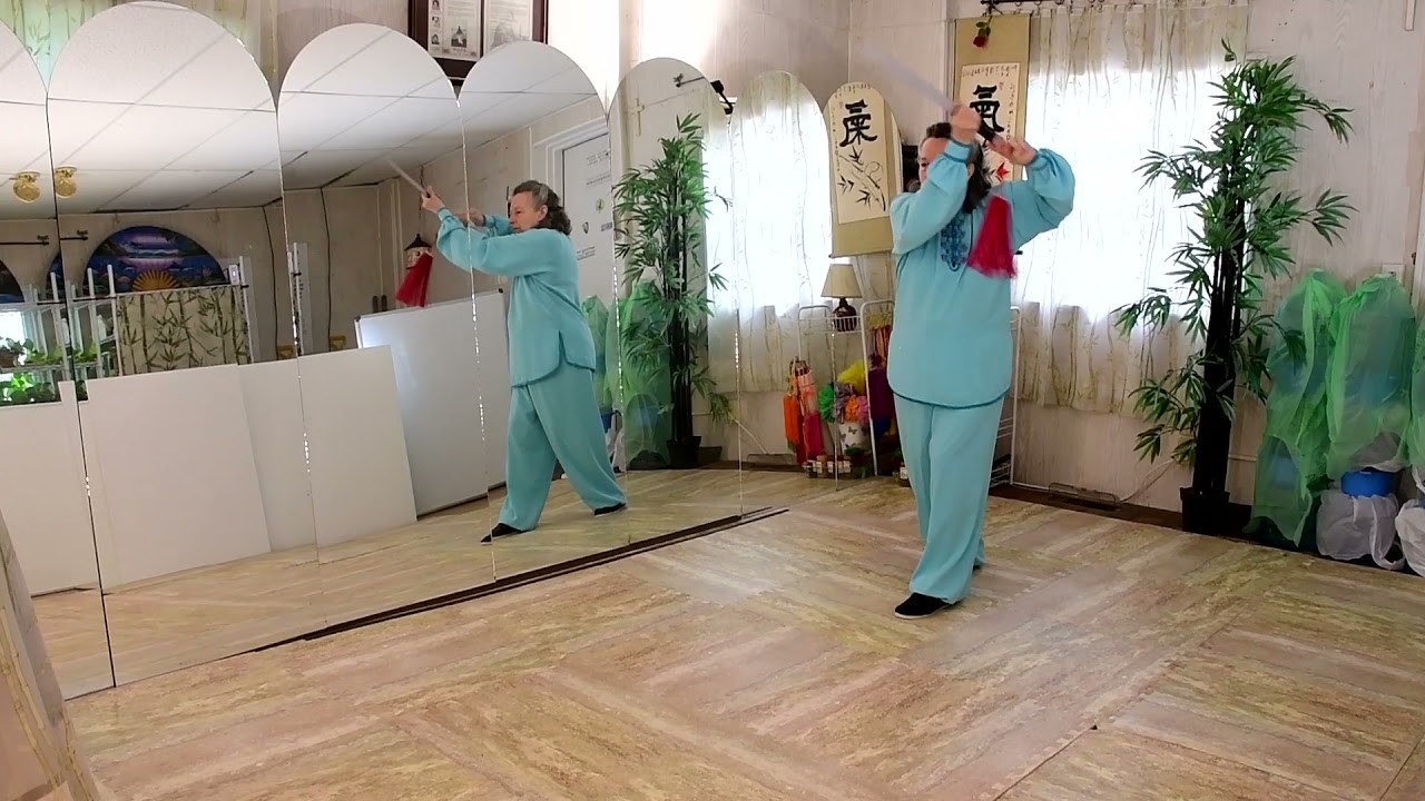 Tai Chi 32 Single Sword Back View for Seniors & Beginners Section 5 ...