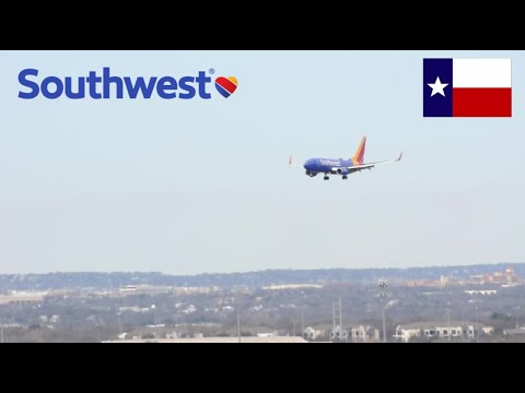 BUTTERY SMOOTH! Southwest 737-700 landing at KAUS - Runway View with ...