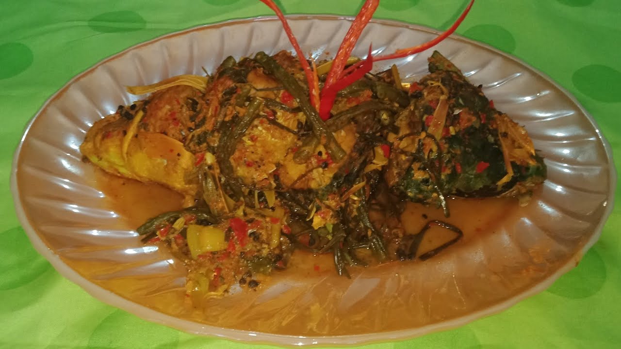 Resep ikan mas arsik khas Batak enak banget wajib pakai bumbu ini - YouTube