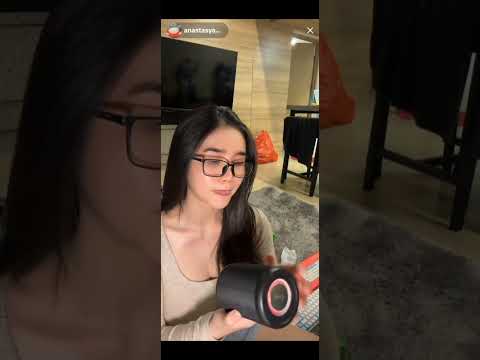 Anastasya khosasih Live 🔴