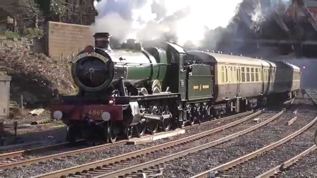 Newport Railway Station - featuring GWR Hall 4965 'Rood Ashton Hall ...