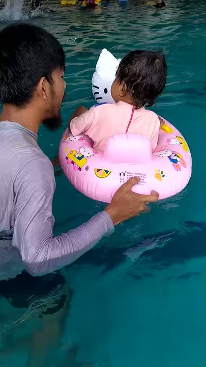 Dede zahra lagi berenang sama ayah😁😁 - YouTube