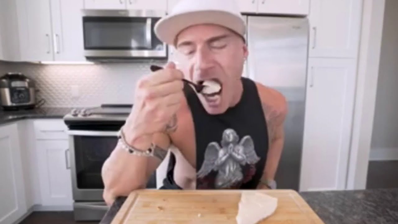 Remington James Making Eating Sounds For Over A Minute - YouTube