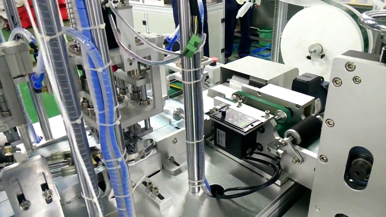 FACE MASK MACHINE WITH OUTER LOOP - YouTube